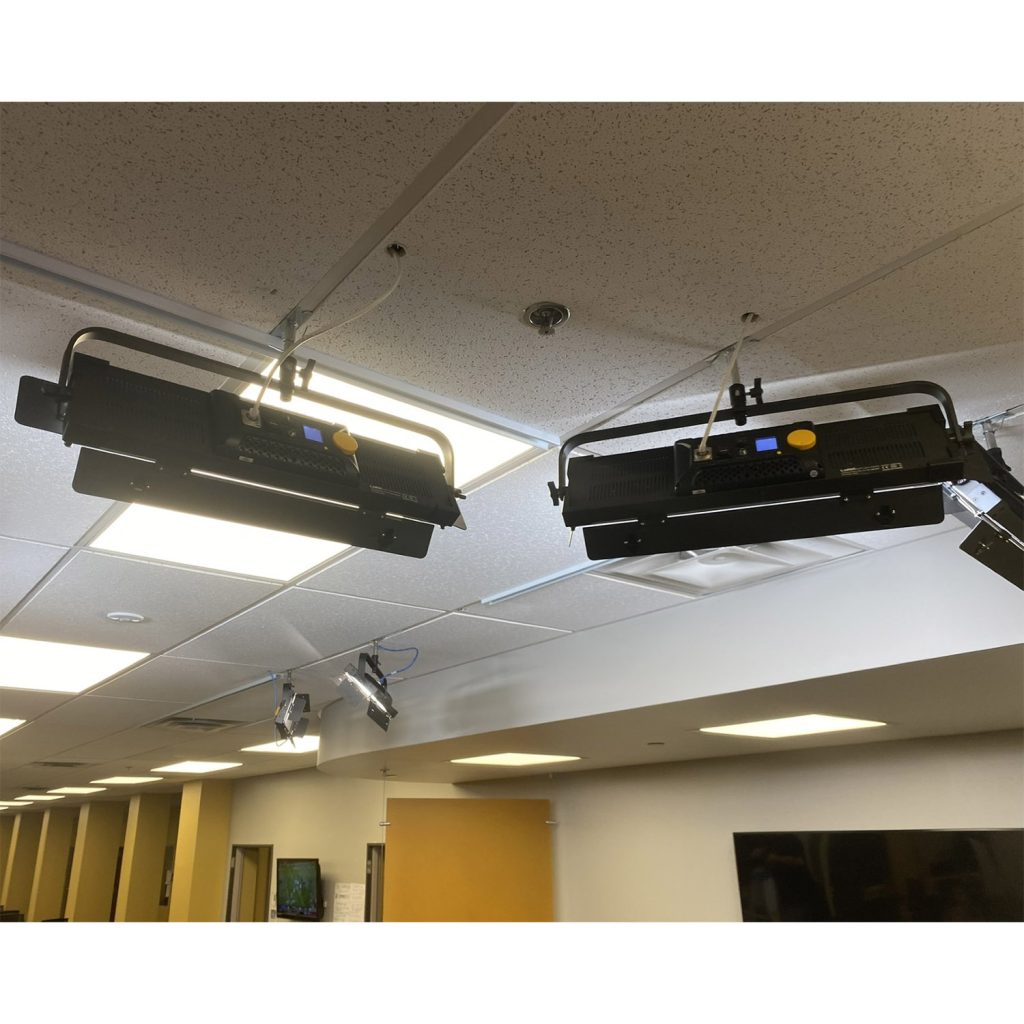 Lyra POE Low Profile Bi-Color Studio Panel Soft LED 5x Light w/ Netgear ...